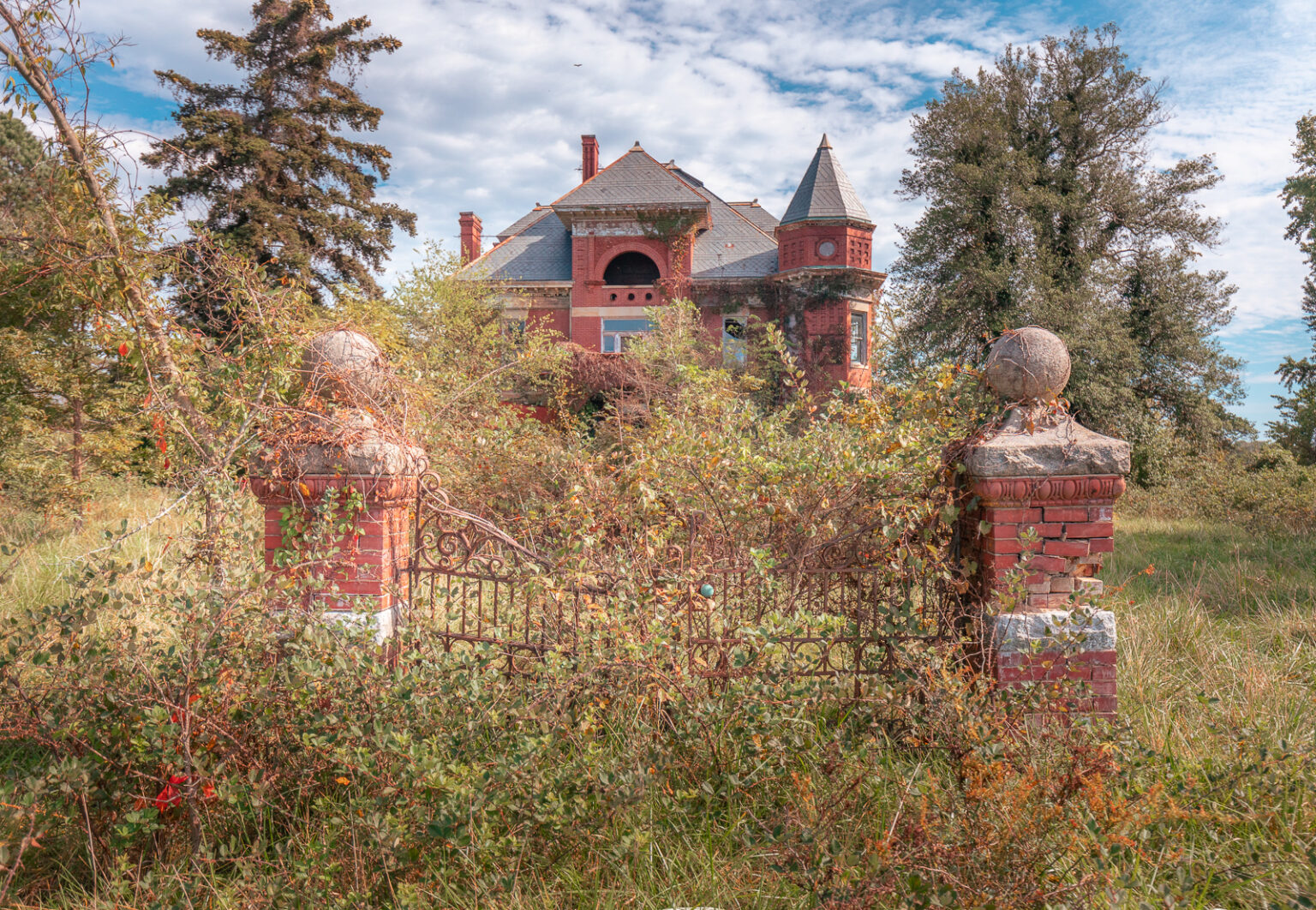 Abandoned: Dunnington Mansion - Virginia